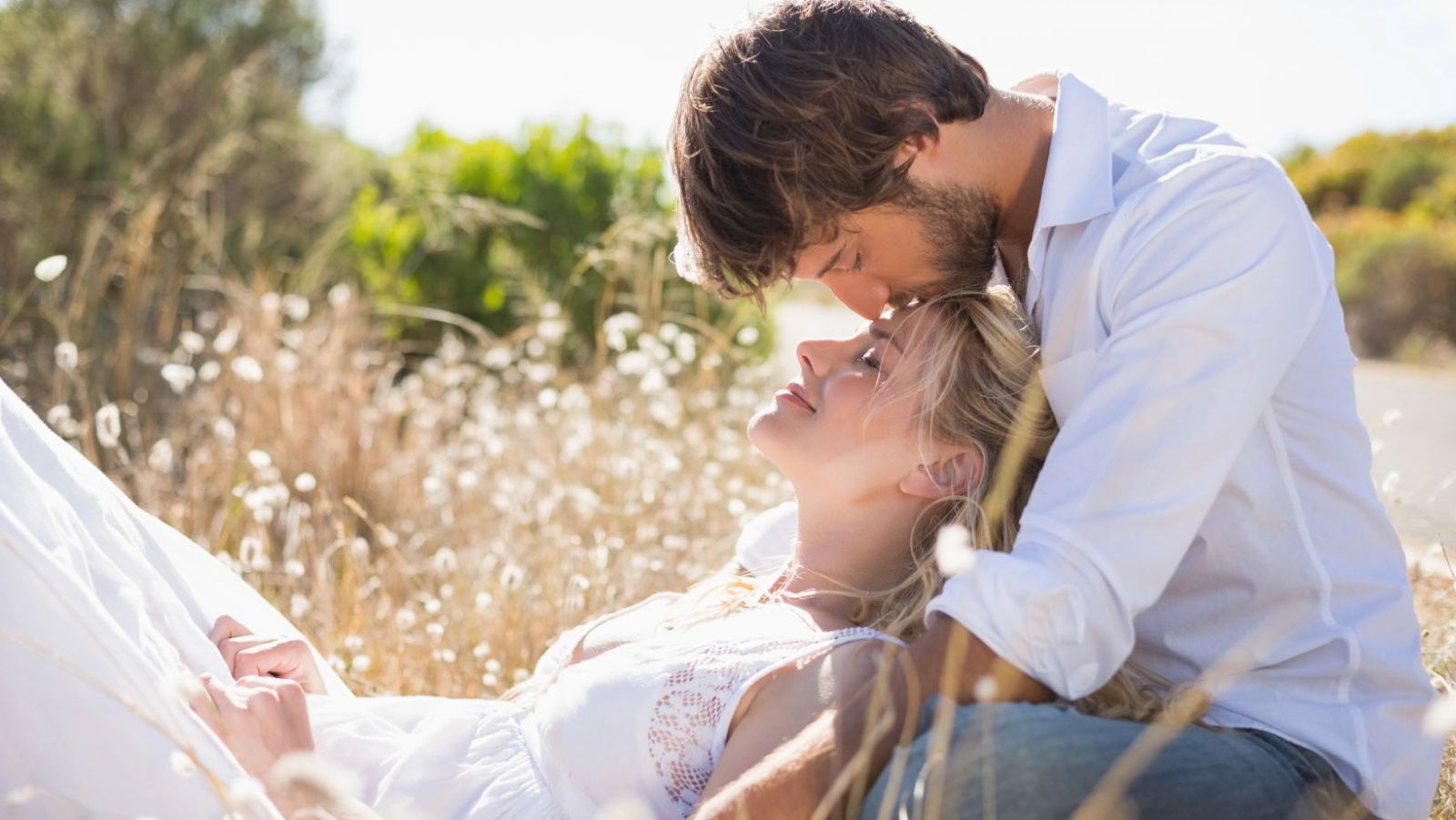 Le bisou sur le front : signification de ce geste d'amour universel